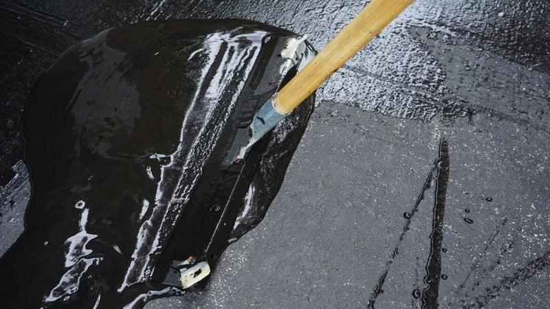 Tips for Choosing an Asphalt Driveway Sealer